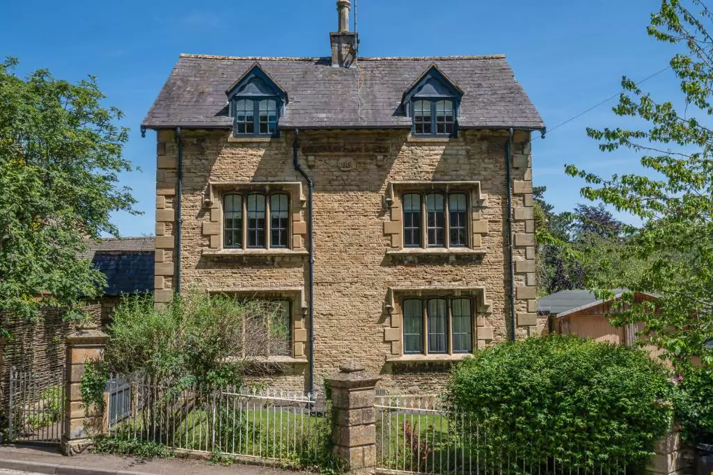 Colebrook Cottage | Cotswolds Guide